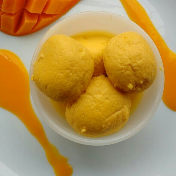 MANGO RASGULLA – DOLLOPS BY DIPA