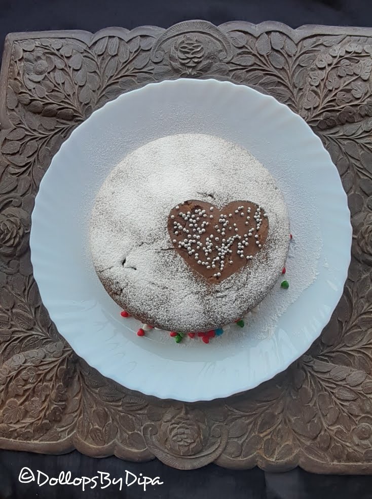 CHOCOLATE CAKE – DOLLOPS BY DIPA