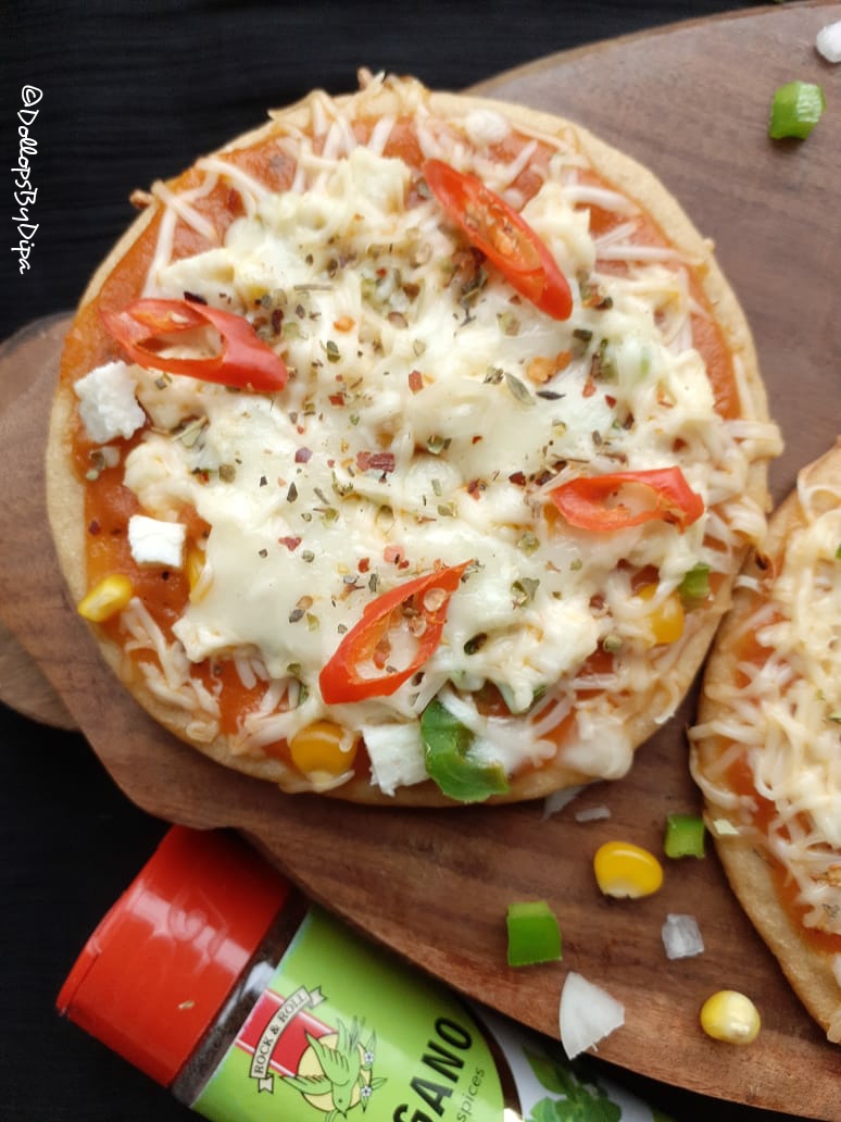 PIZZA (WHEAT BASE) – DOLLOPS BY DIPA